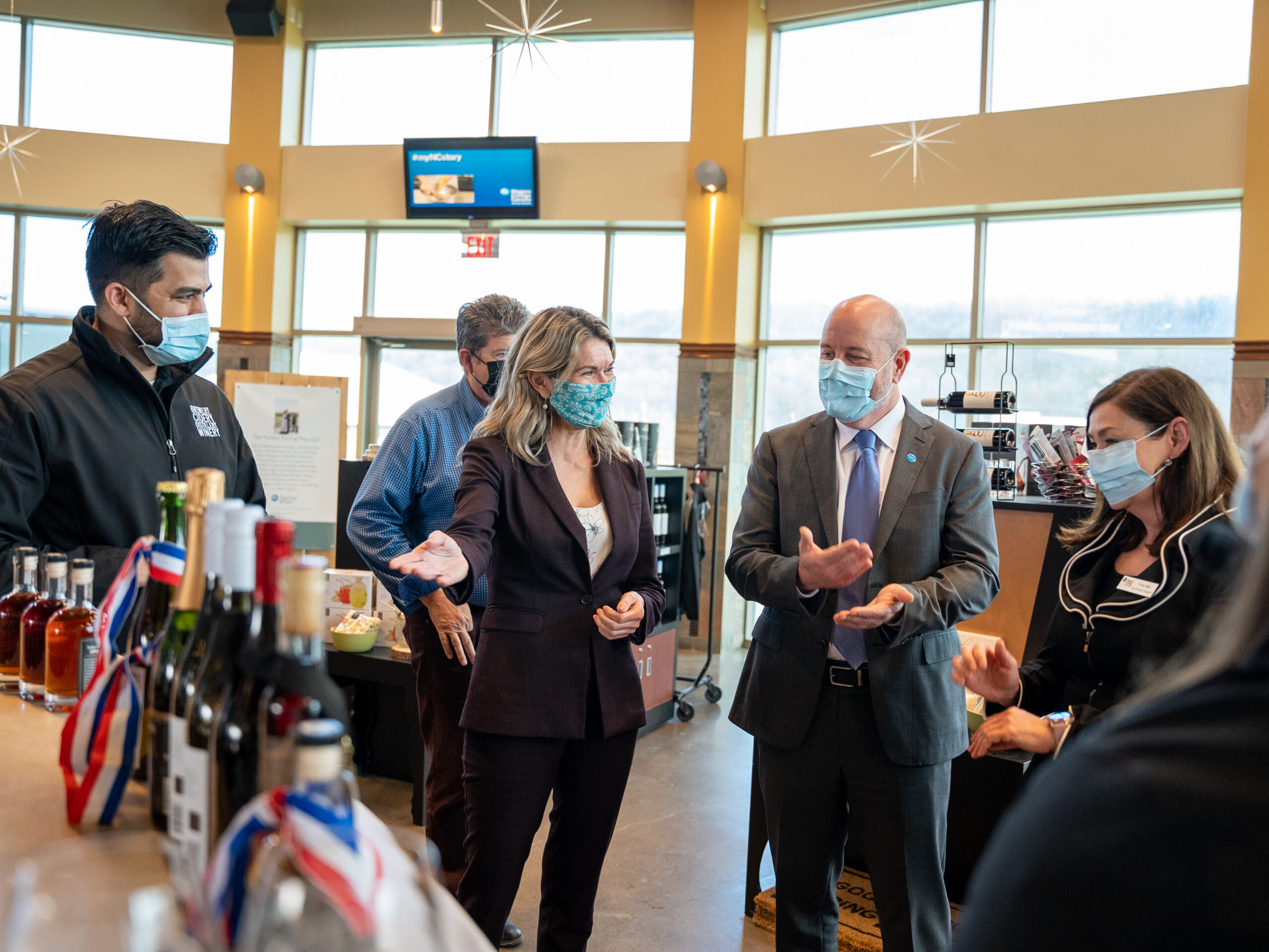 Minister of Colleges and Universities tours CFWI, Learning Enterprises ...