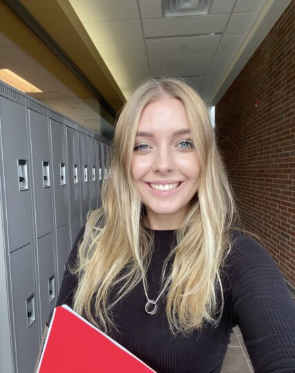 Niagara College awards scholarship to NC students impacted by Ukrainian ...