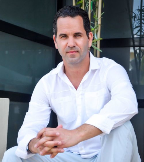 Learn what your signature says about your personality with Jamie Cohen ...