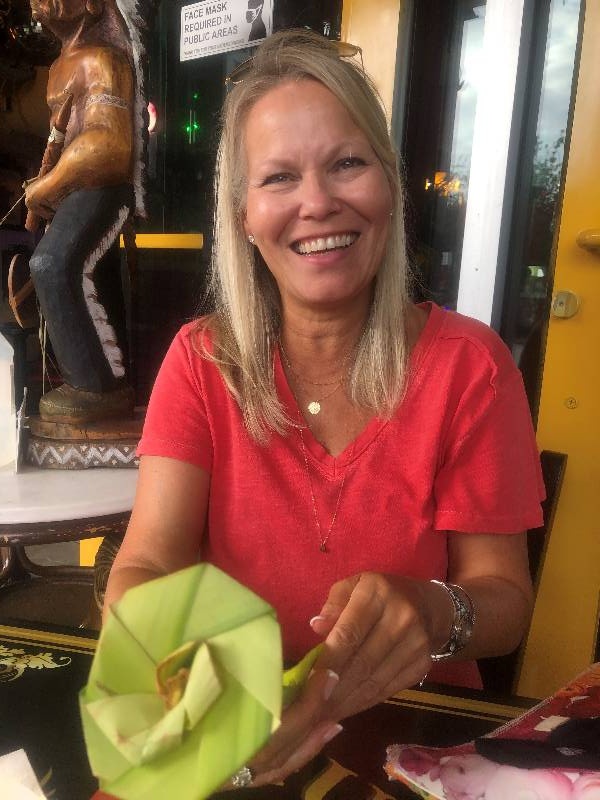 Virtual speaker series shines spotlight on retail fashion leader Lora ...